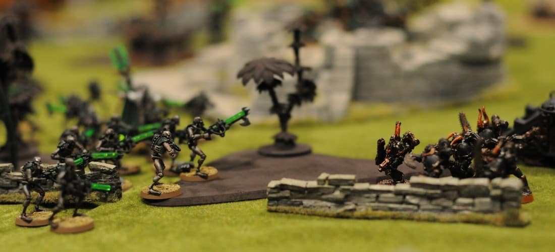 How to Get Started Playing Warhammer 40k – Tactile Hobby